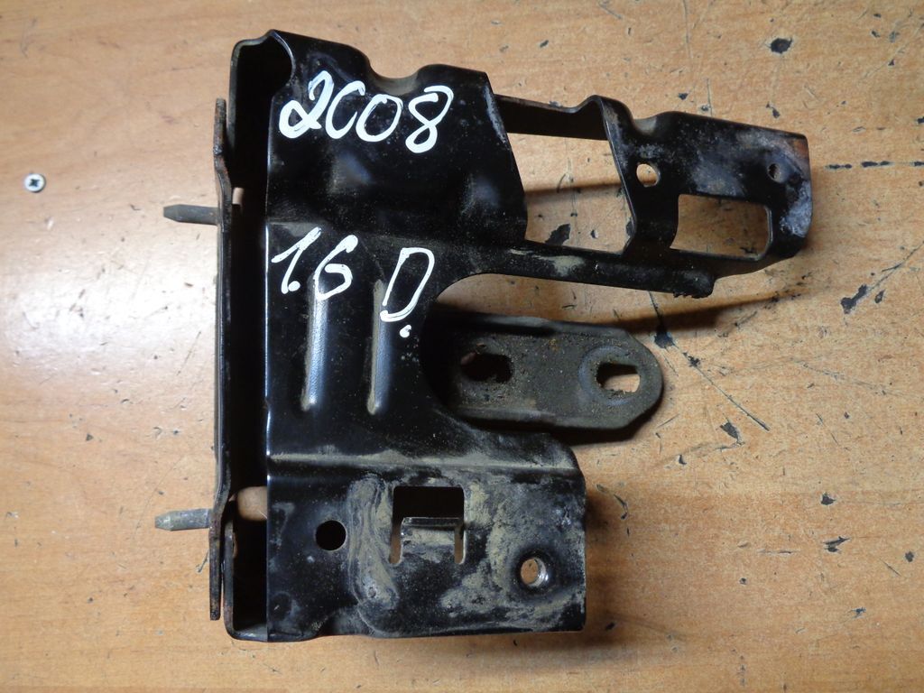 Peugeot 2008 I 2014 Diesel 68kW Engine mounting bracket 9801521580 ...