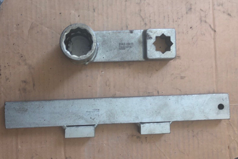 2 VW / Audi 3149 KUKKO Spezialwerkzeuge Gegenhalter Riemenscheibe ...