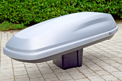 Atera Carver 330 Litre Roof Box and Fixings in Very Good Condition ...