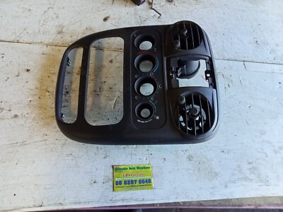 Chrysler pt cruiser 00 -05 dash center facia | eBay Australia