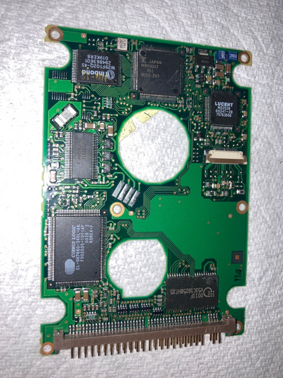 FUJITSU - PCB 4.8GB MHK2048AT IDE CA05366-B070 CA25336-B70204BA Hard ...