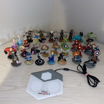 Disney Infinity Lot Of 33 Figures with Base And Accessories | eBay