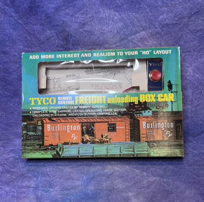 TYCO 930-900 HO Scale Remote Control Freight Unloading Box Car | eBay
