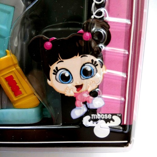Doorables Monsters Inc Boo's Bedroom & Surprise Figure Play Set Mix ...