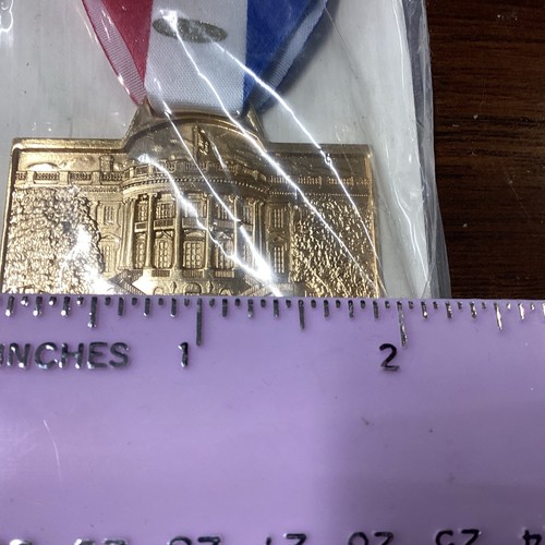 Bill Clinton & Al Gore 52nd Inauguration Badge New In Original Box USA ...