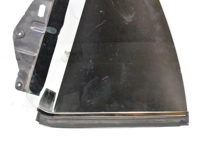 03-11 Mercedes R230 SL500 SL55 AMG Window Quarter Glass Rear Right Side ...
