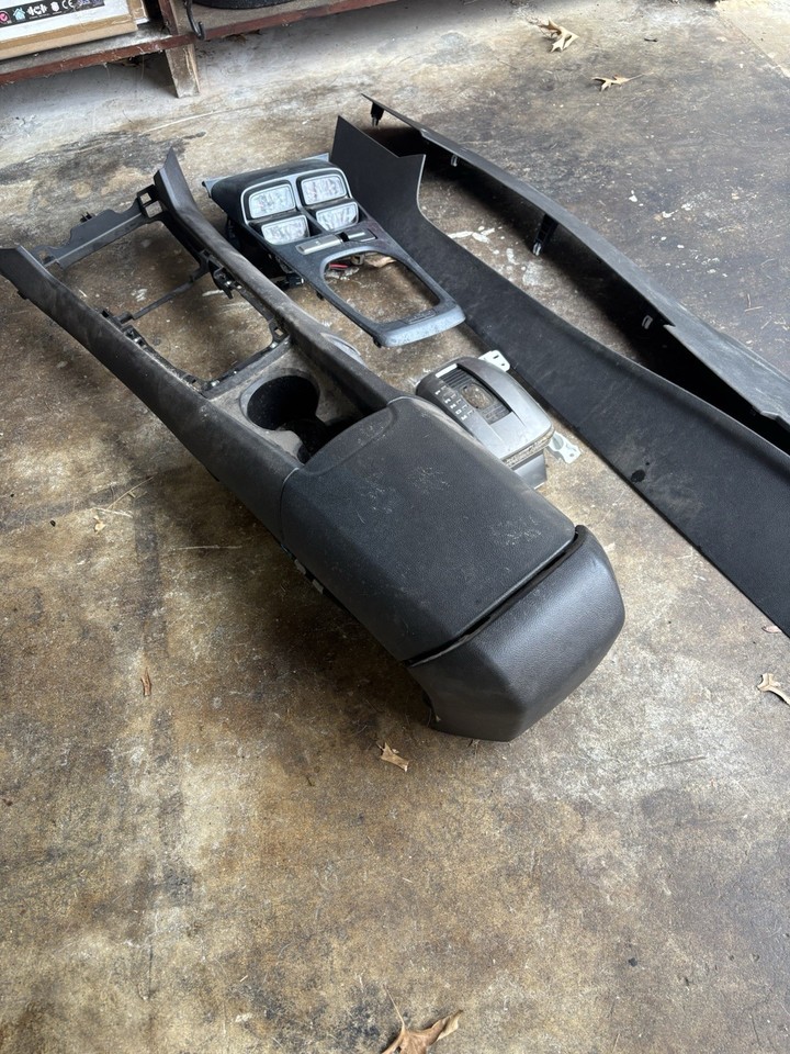 2010-2015 Camaro SS OEM 6-Speed Console | eBay