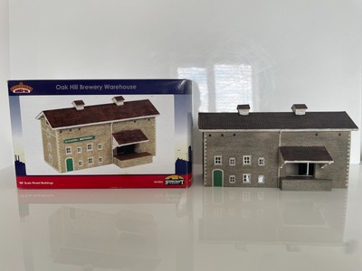 Bachmann 44-056 OO GAUGE OAK HILL BREWERY WAREHOUSE. | eBay UK