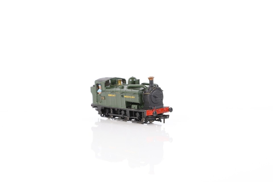 Mainline OO Gauge 0-6-0 GWR Green "9701" Steam Locomotive | eBay UK