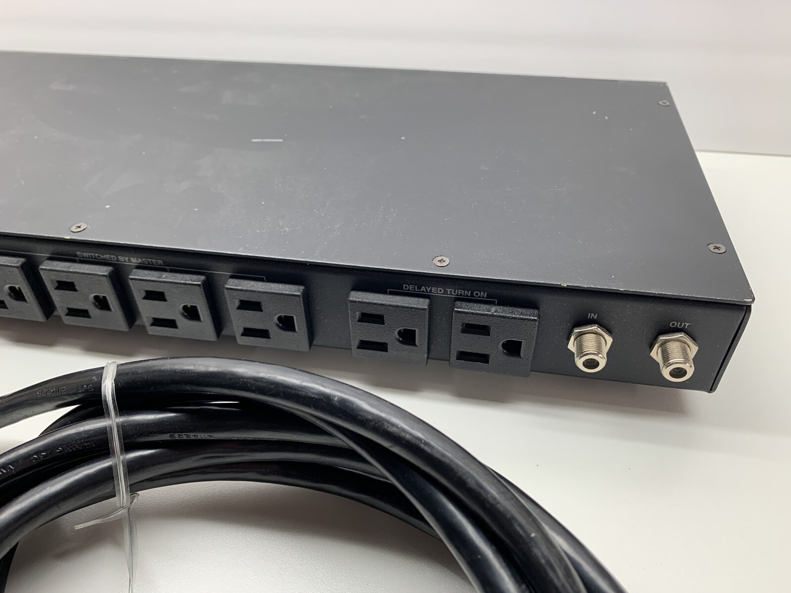 Panamax Max 1000 Surge Protector Line Conditioner 8 Outlet | eBay