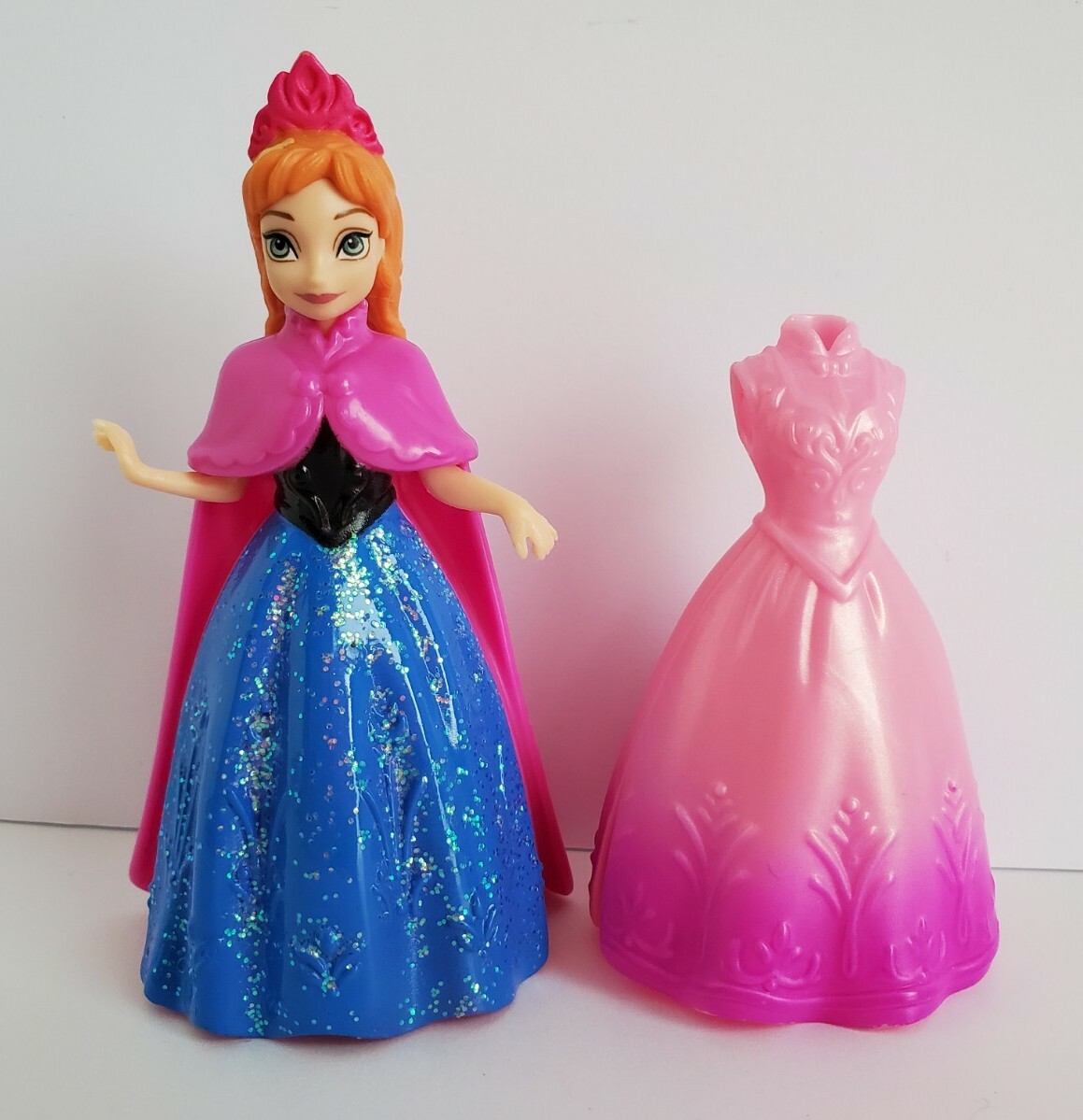 Disney Frozen Dresser
