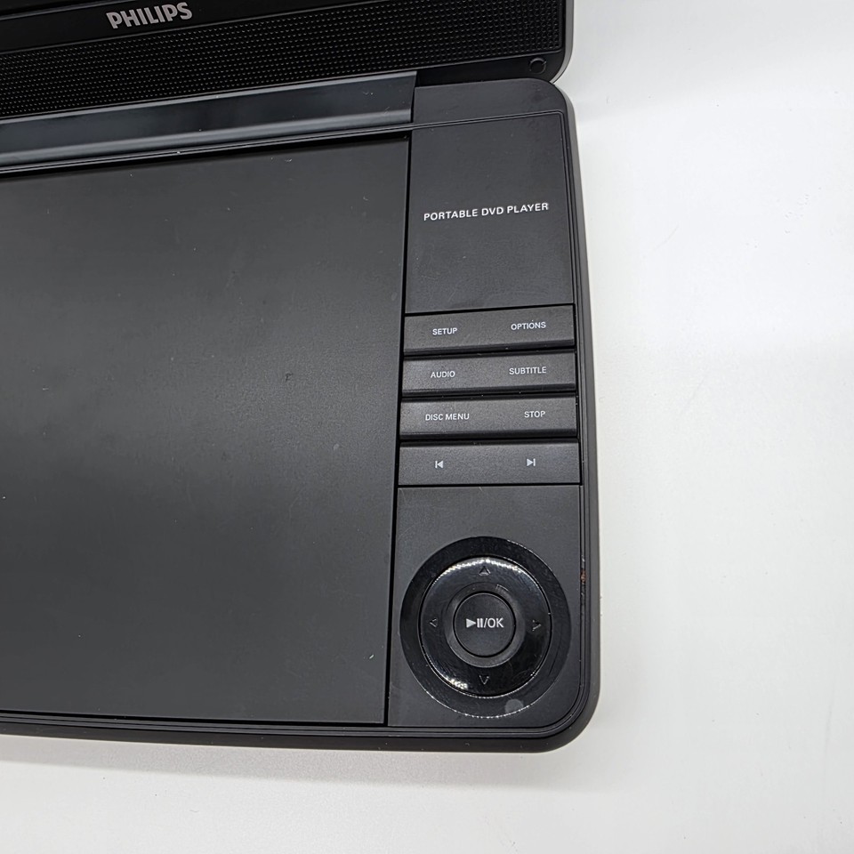 Philips PD9000/37 Portable DVD Player 9" Screen w/ Remote, Charger, Headphones.. | eBay