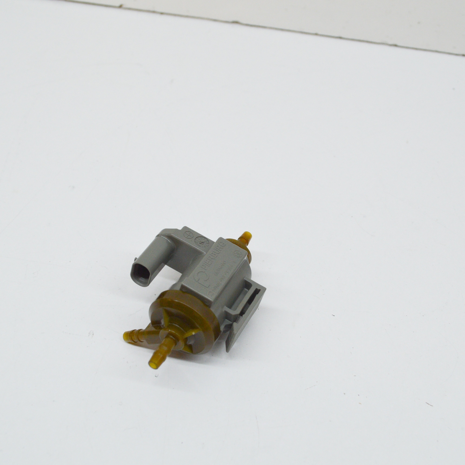 PORSCHE 911 991 Change Over Valve 9A7906283 NEW GENUINE | eBay