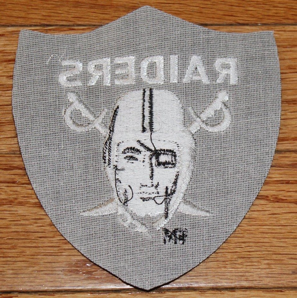 NEW Oakland L.A. Raiders Shield Logo Patch 4.4" x 4.75" Embroidered ...