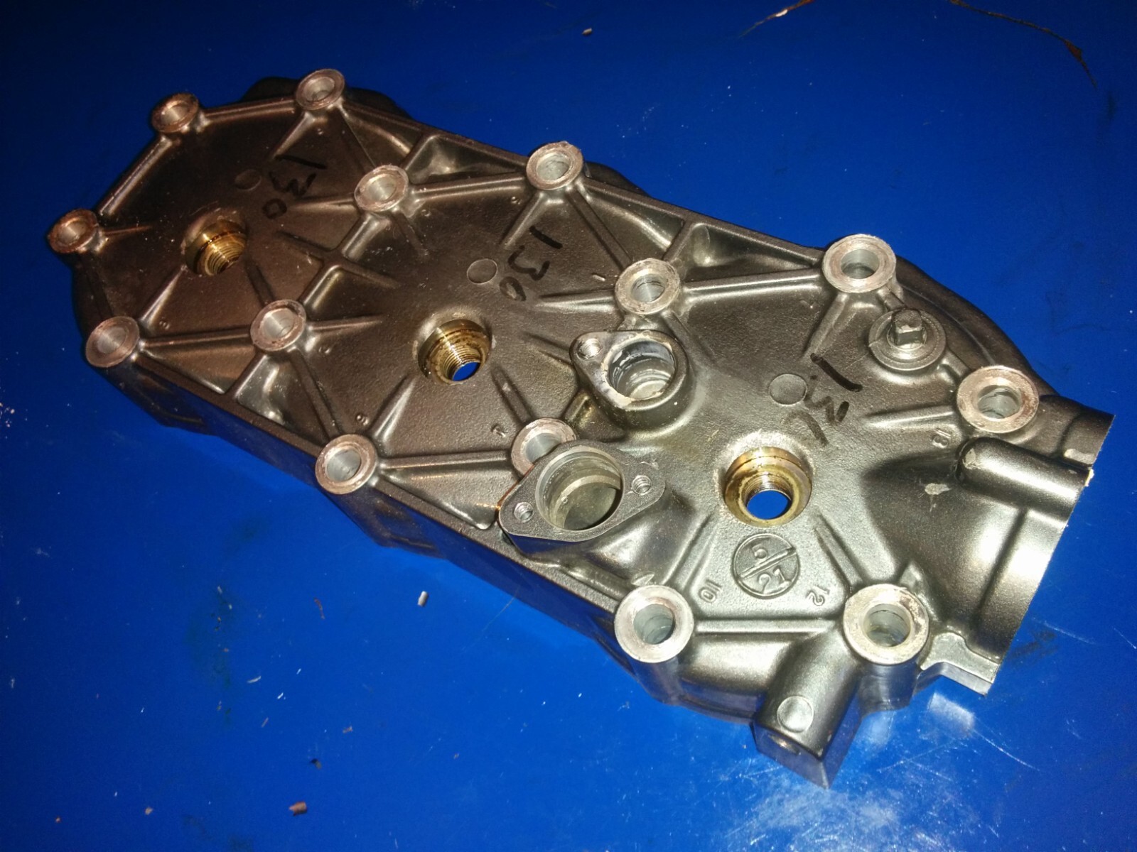 11111-95630-0ED cc head for 11301-95606-0ED block suzuki dt75 75hp dt85 ...