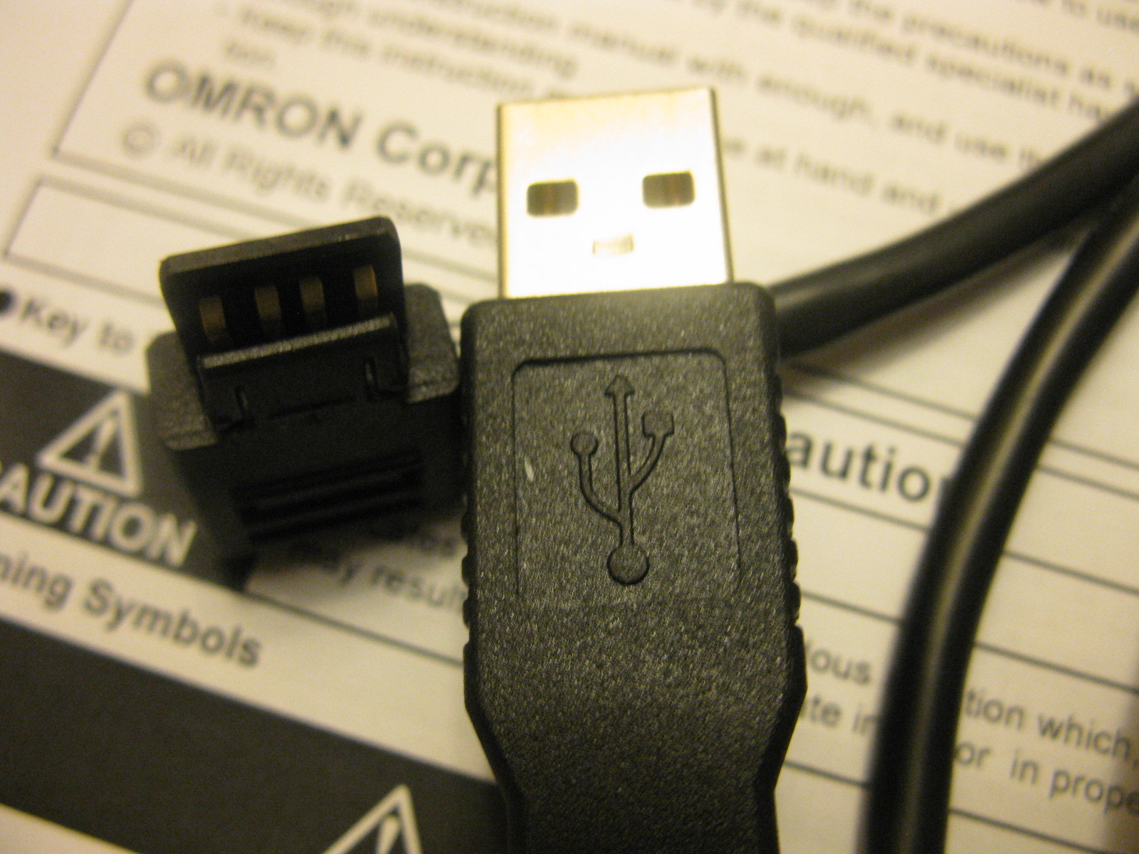 omron E58-CIFQ2 USB SERIAL CONVERSION CABLE 100 original Official OMRON ...