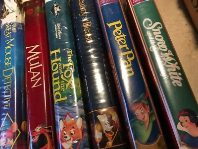 16 Walt Disney classic Disney movies, VHS | Grelly USA