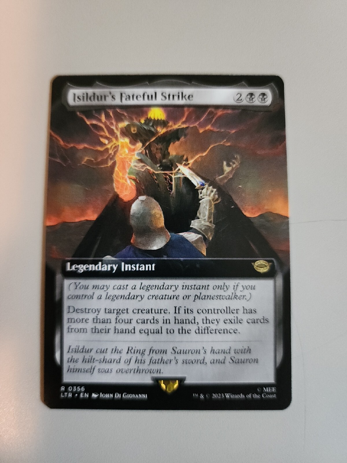 MTG Isildur's Fateful Strike LotR Tales of Middle-earth 0356 Borderless ...