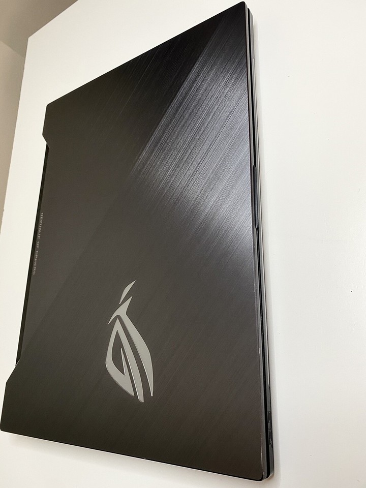 ASUS ROG Strix Scar 2 GL504G Gaming Laptop NVIDIA GeForce !Read ...