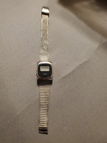 Vintage Ladies Timex Digital Watch. | eBay