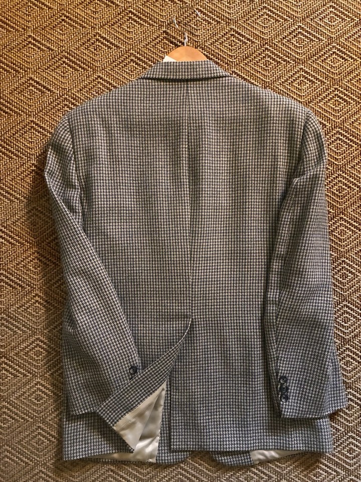 Vintage Burberry Houndstooth Sports Coat in Blue / Gray, Size 40 or 40 ...