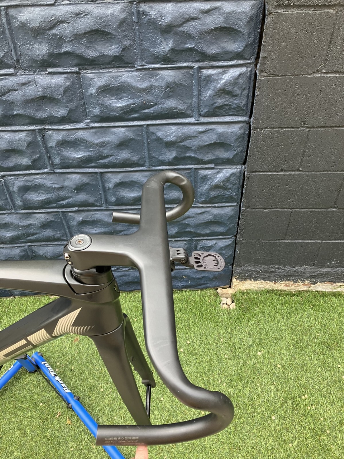 Trek Émonda SLR Project ONE Disc Frameset Size 54-onyx carbon color