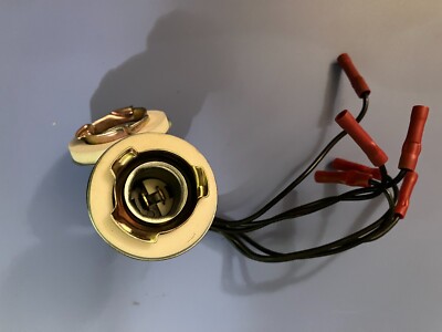 TWO TAIL LIGHT SOCKET FOR 1157 LIGHT BULBS | eBay