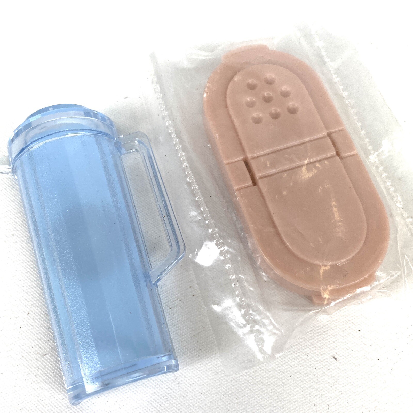 Vintage 90s Lot of 12 Tupperware Hostess Gift Keychains Magnets ...