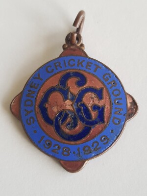 Vintage SCG Membership ENAMEL BADGE 1928 - 1929 SYDNEY CRICKET GROUND ...