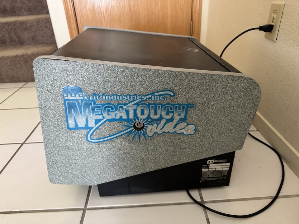 VTG Merit Industries MegaTouch Tabletop Multi Game Touchscreen Bar w ...