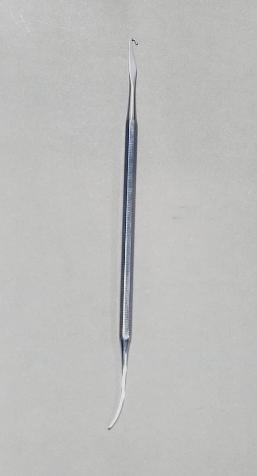 2 x Varady Medium Crochet Style & Spatula Length 6.8'' Phlebectomy | eBay