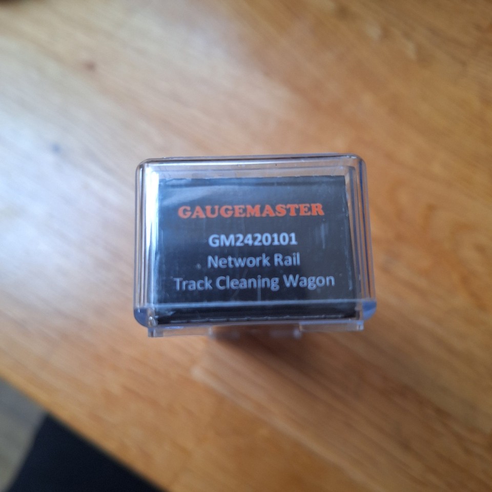 N Gauge Gaugemaster Network Rail Track Cleaner | eBay UK