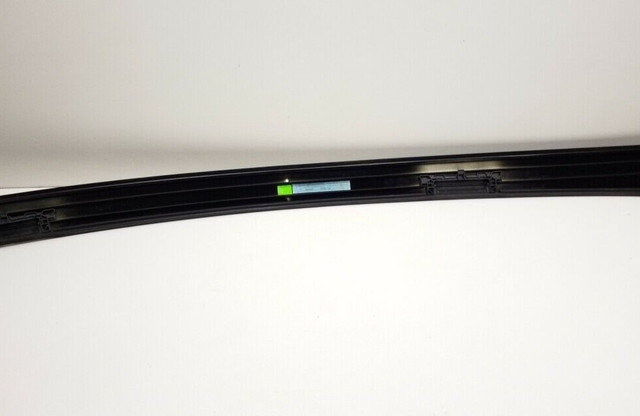 MERCEDES-BENZ E W212 BlueTEC Hybrid Right Side Roof Strip Trim ...