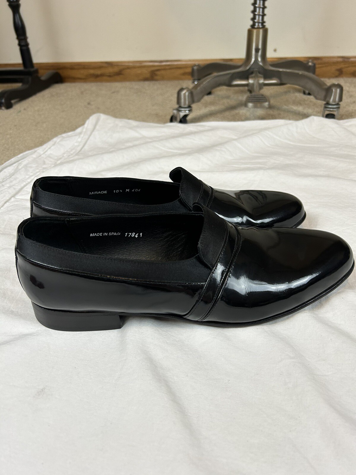 NWOB MEZLAN MIRAGE BLACK PATENT LEATHER OPERA TUXEDO SLIP ON LOAFERS 10 ...