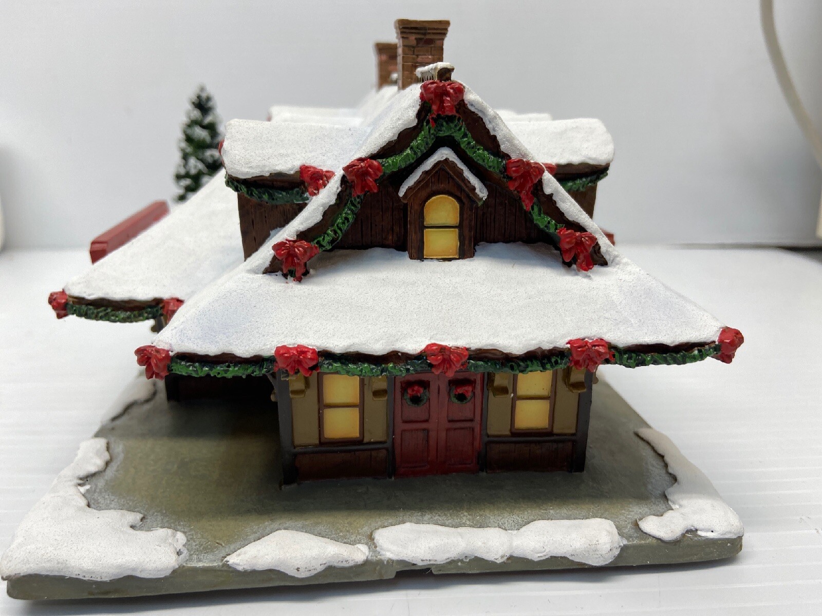 Hawthorne Village Happy Memories Village Collection Happy Memories ...