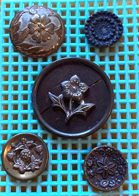 Victorian Buttons Large Flower Wooden Center STAR Button Berry Button ...