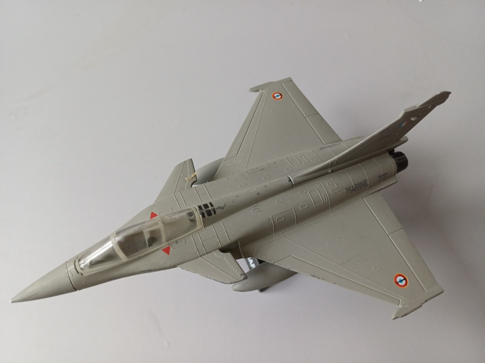 Postage Stamp Model Power Diecast Dassault Rafale Armee d'el Air France ...