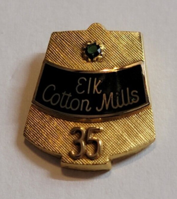 VINTAGE JOSTENS 10k G.F. ELK COTTON MILLS 35YR SERVICE EMERALD TIE TAC ...