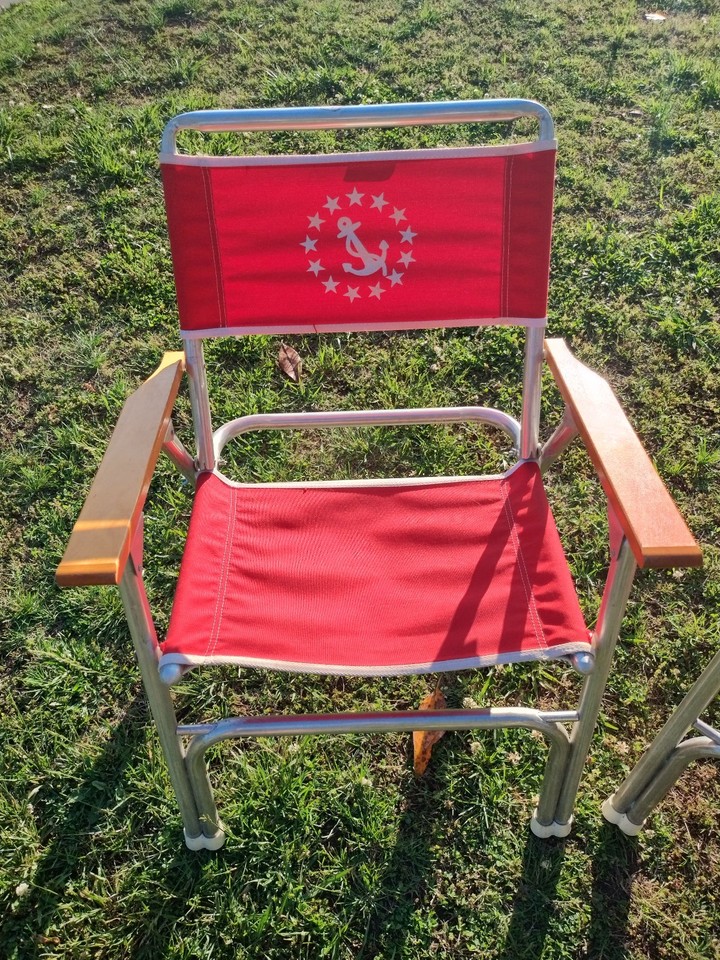 Vintage Pair Of 2 Folding Beach Chairs Aluminum Frame Fabric EEz-In ...