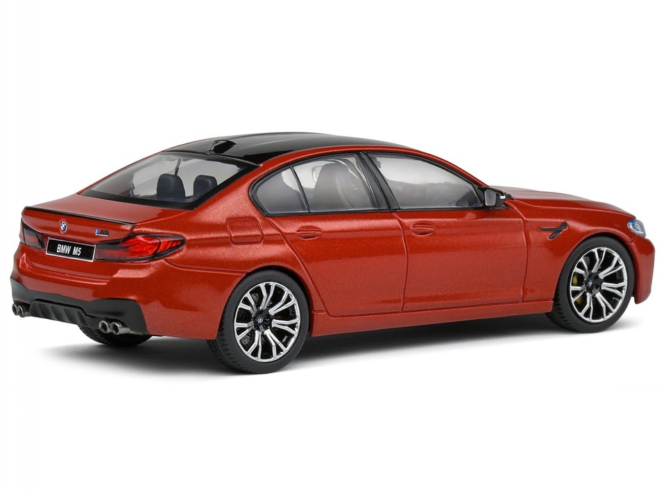 BMW M5 F90 Competition Red diecast model car S4312702 Solido 1:43 ...