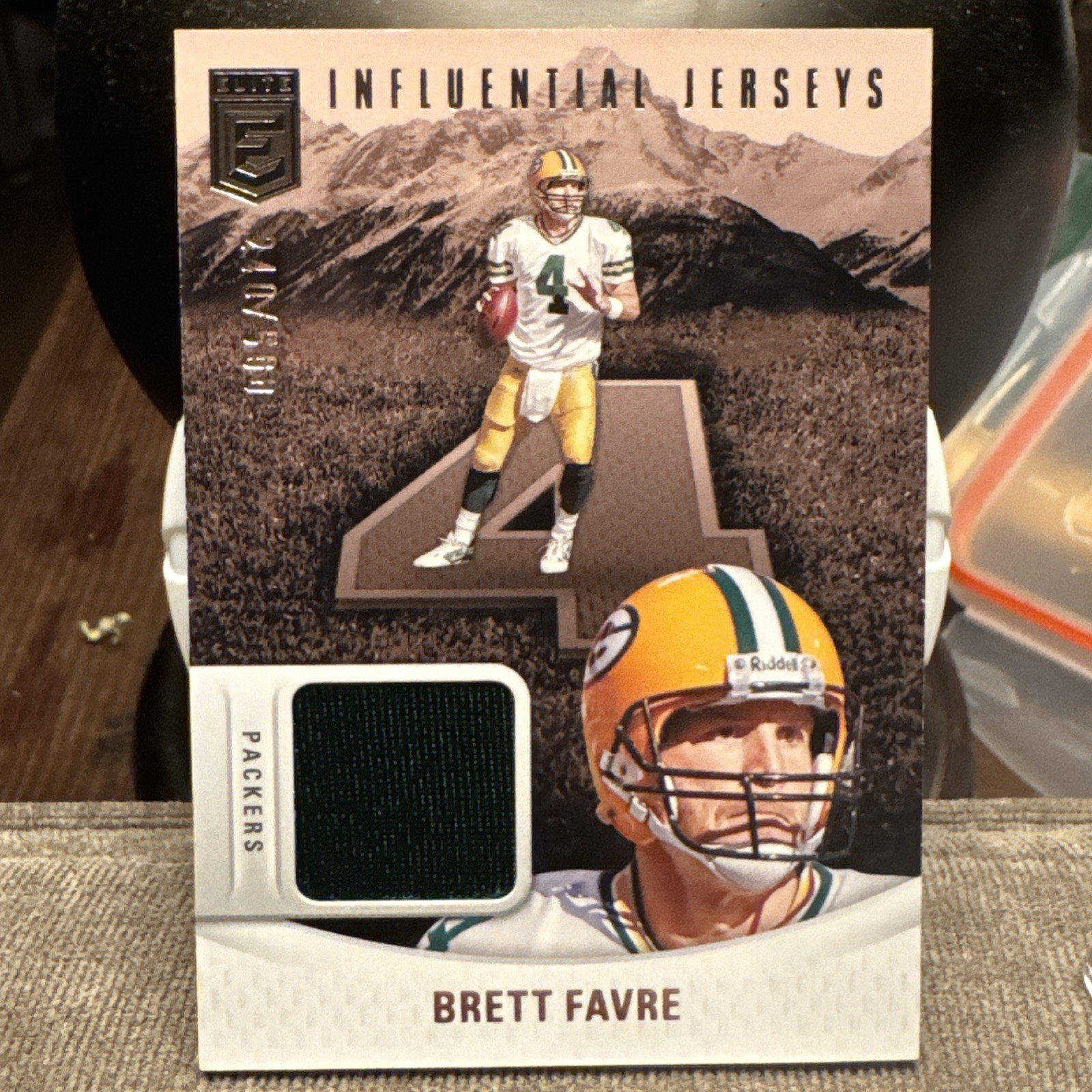 Brett Favre 2024 Elite #ETS-BFA Etched in Time Signatures - Gold /5 ...