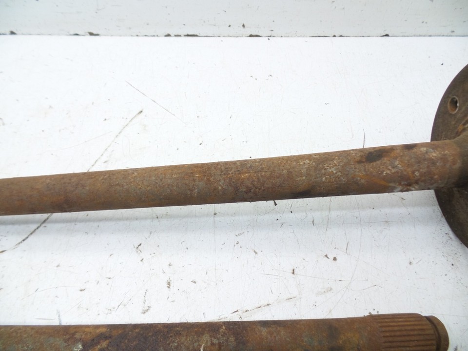 70-81 FIREBIRD CAMARO ORIGINAL REAR END AXLE 10 BOLT 28 SPLINE SHAFT | eBay