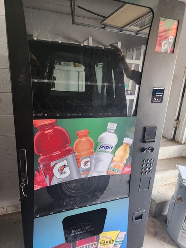 Wittern Sam's Club 3589 Vending Machine Dual Combo Drinks Snacks Coin ...