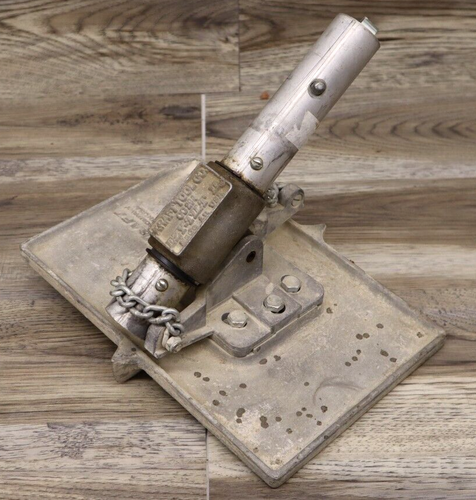 KRAFT TOOL CC294 EZT-Tilt II Tilting Bull Float Bracket w/ Float 12" x ...