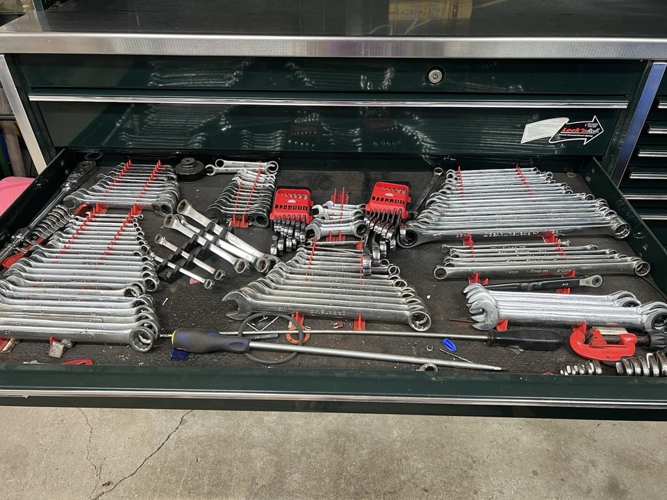 Master Mechanic Snap On Tool Chest loaded With Full Sets Of Snap On ...