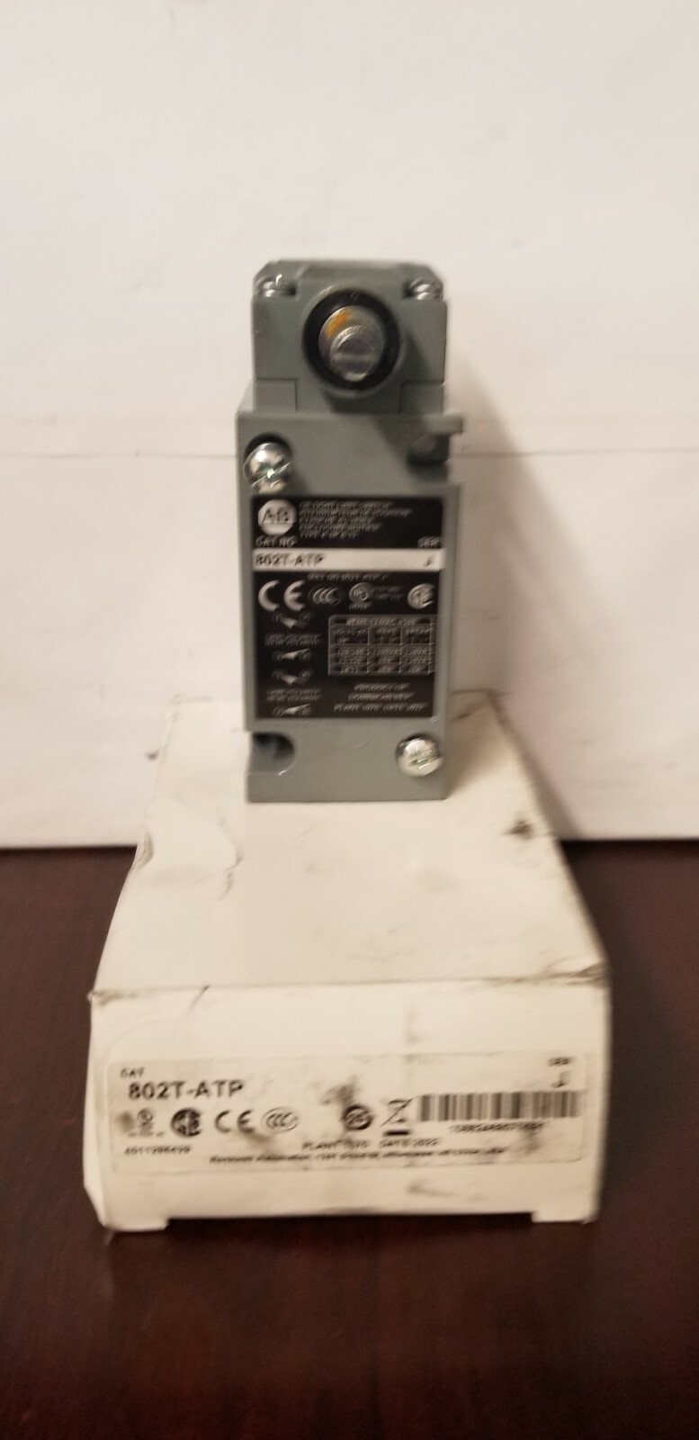 ALLEN BRADLEY LIMIT SWITCH 802T-FP AND 802T-ATP | eBay