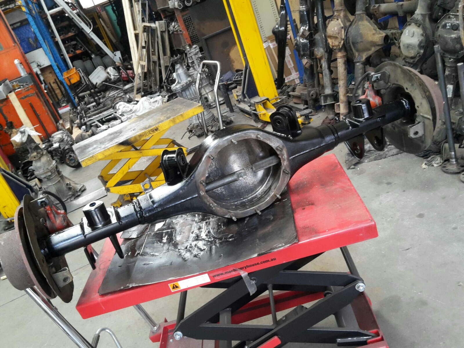 Torana LH-LX 9 inch 9" diff housing and axles disc brake | eBay Australia