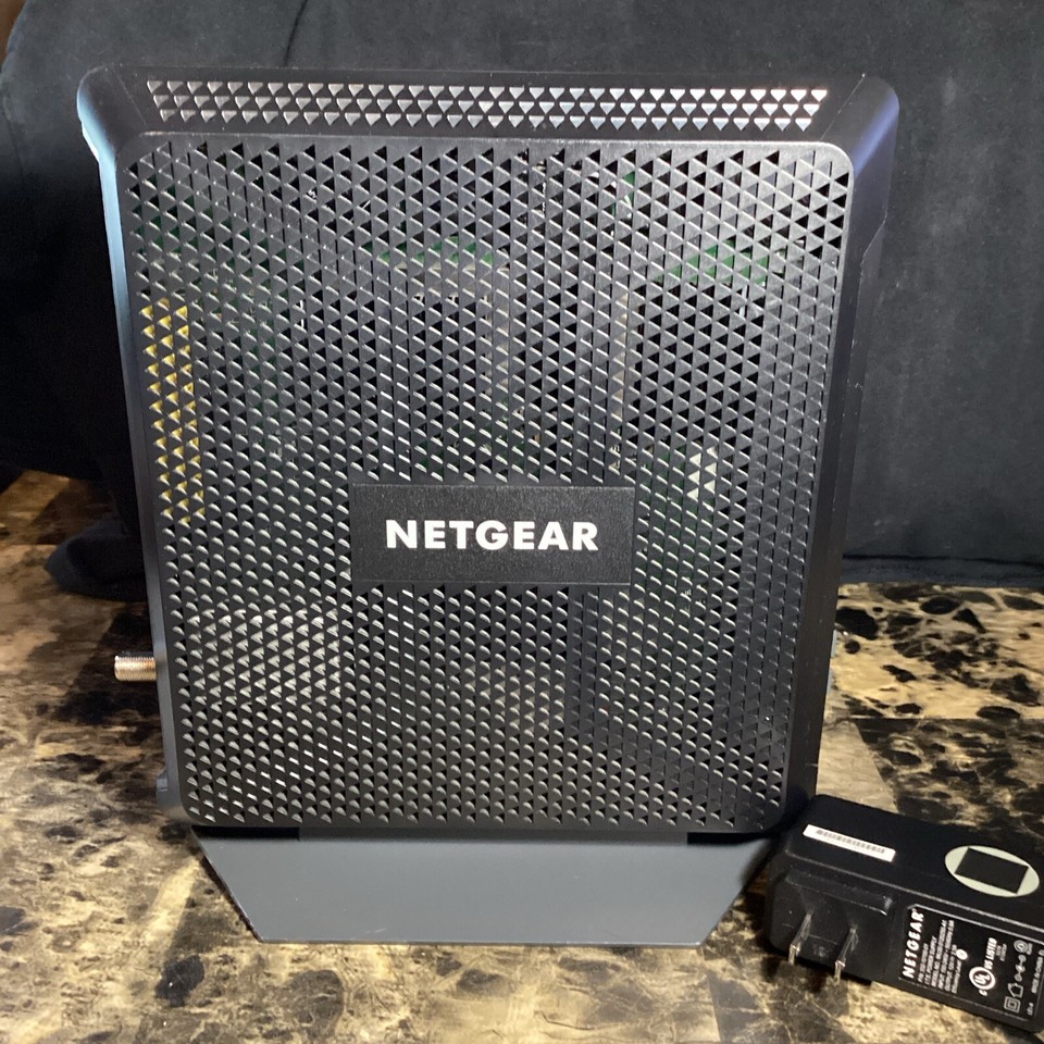 NETGEAR Nighthawk C7000v2 AC1900 Wi-Fi Cable Modem Router 748926500432 ...