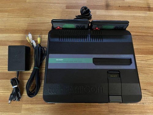 Nintendo Twin Famicom Console AN-505-BK Rapid fire function Operation ...