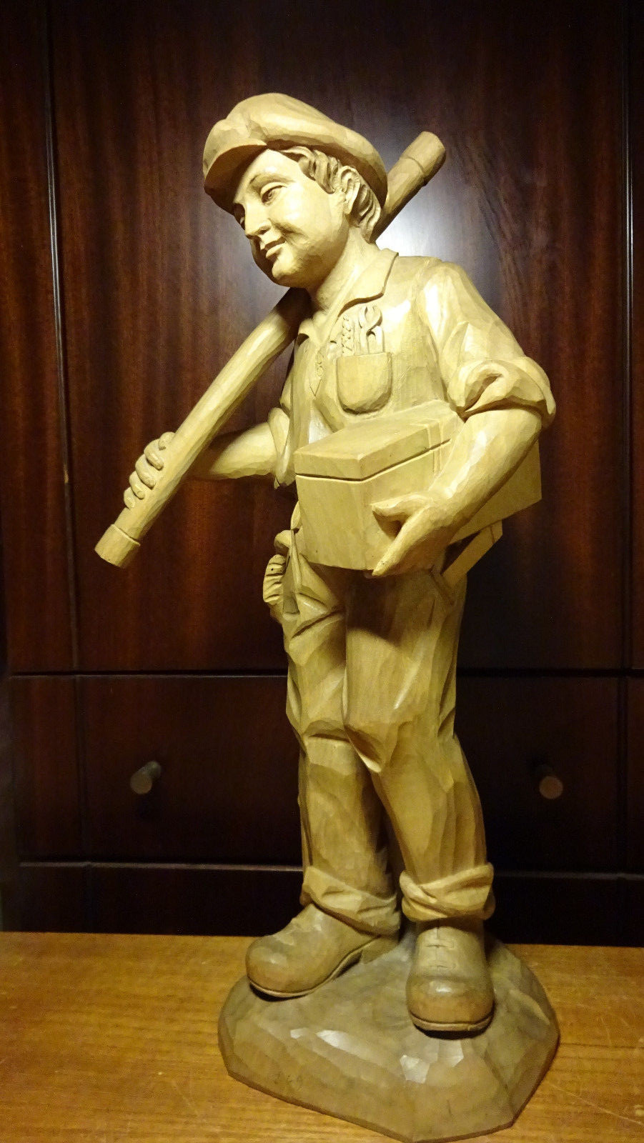 16" HAND CARVED WOOD HEATING SANITATION ENGINEER TECHNICIAN STATUE ...